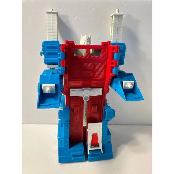 Hasbro | Toys | 984 Transformers G1 Ultra Magnus Action Figure Hasbro ...